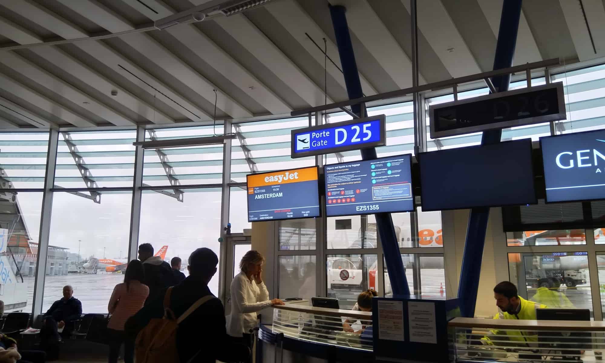 Easyjet Switzerland : avis sur un vol low cost Genève → Amsterdam ...